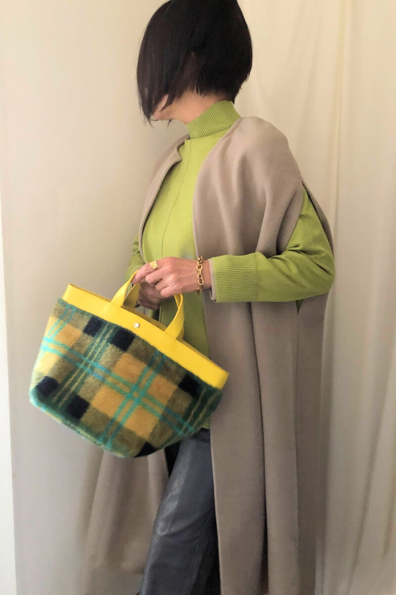 ライトグリーンの配色ニットのコーデ | 50代になっても 洋服好き主婦のファッションブログ